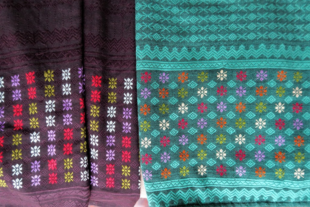Traditional Lao weaving - an interview with Ms Khamsee Thanbounhueang ...